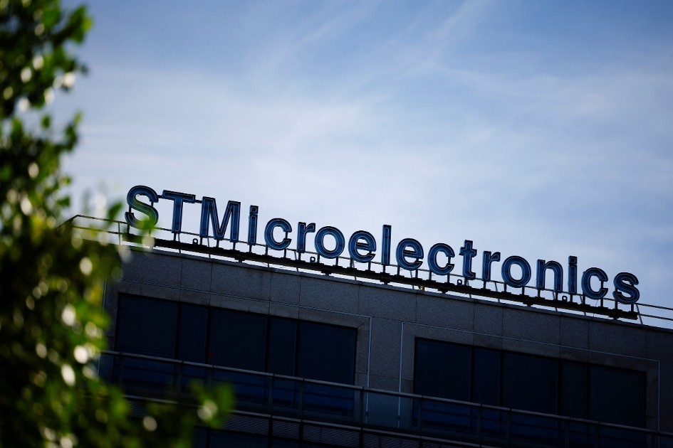 STMicroelectronics (STM) Sales Issues Case